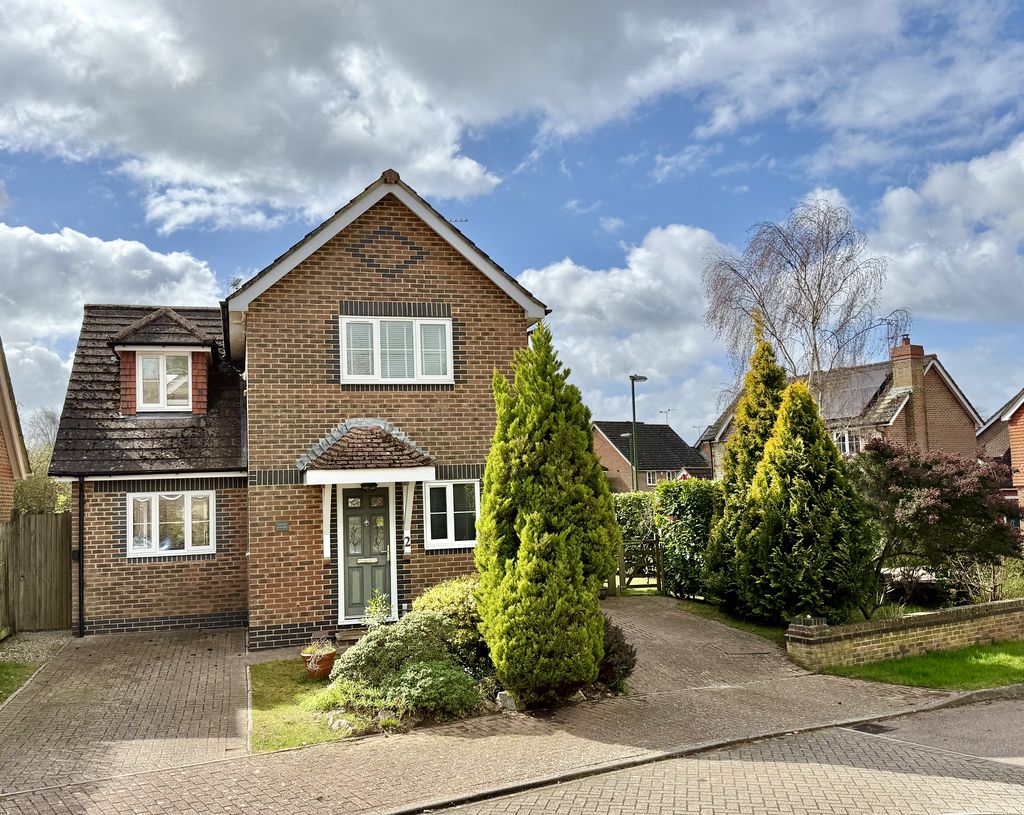 Marcus Grimes - Cuckfield - Estate agent - Properties and houses for sale