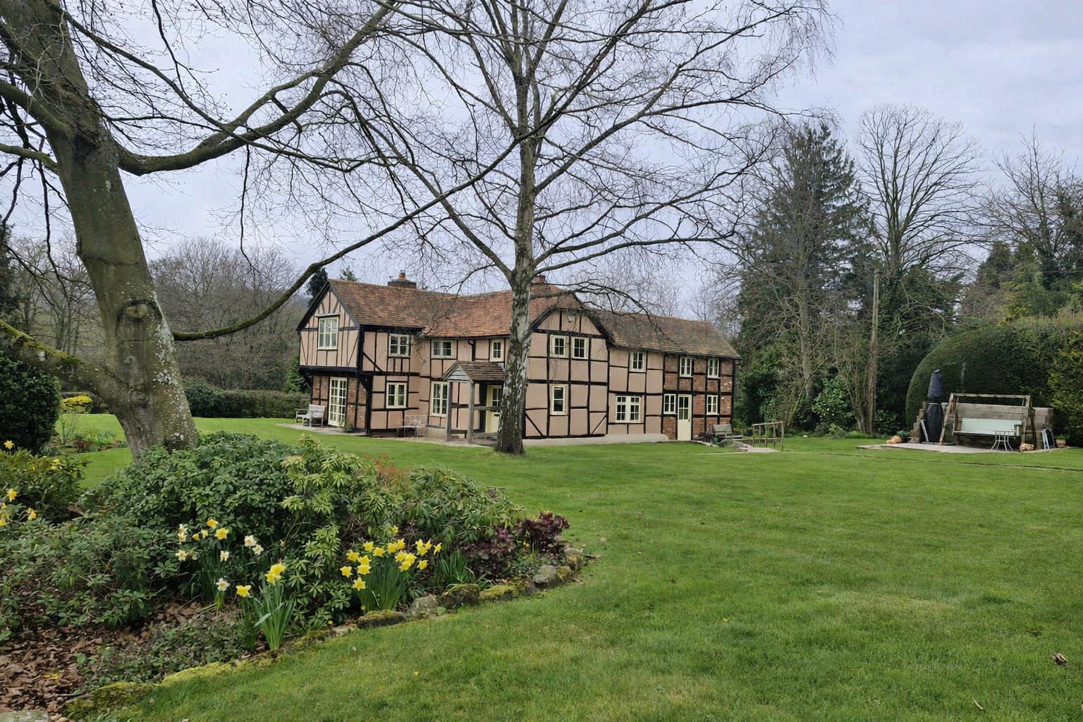 Cobb Amos - Estate agent - Properties and houses for sale